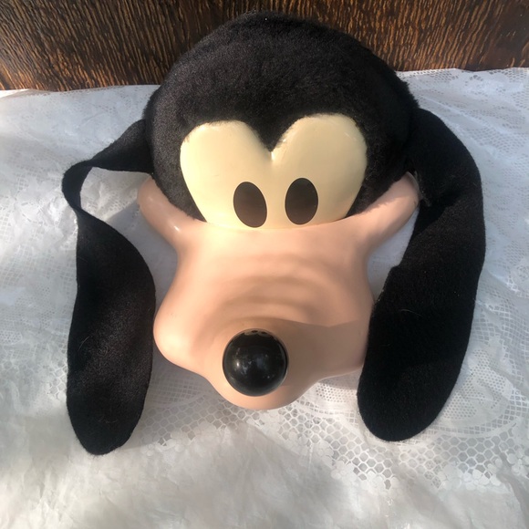 Disney | Accessories | Vintage Disney Character Fashions Goofy Adult 3d ...
